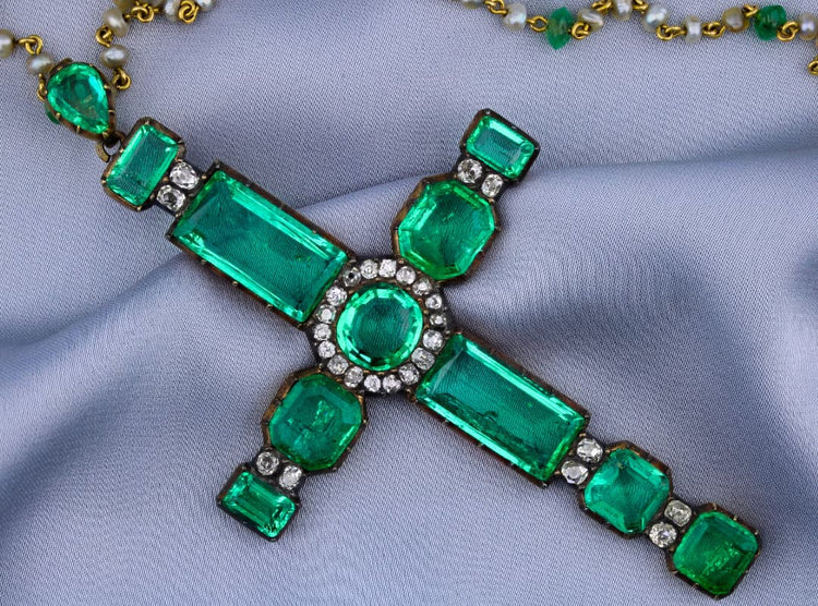Guide to Colombian Emeralds – Hatton Jewels